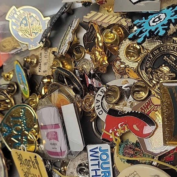 Estate | Accessories | One Pound Lot Of Promotional Lapel Pins Pushback ...